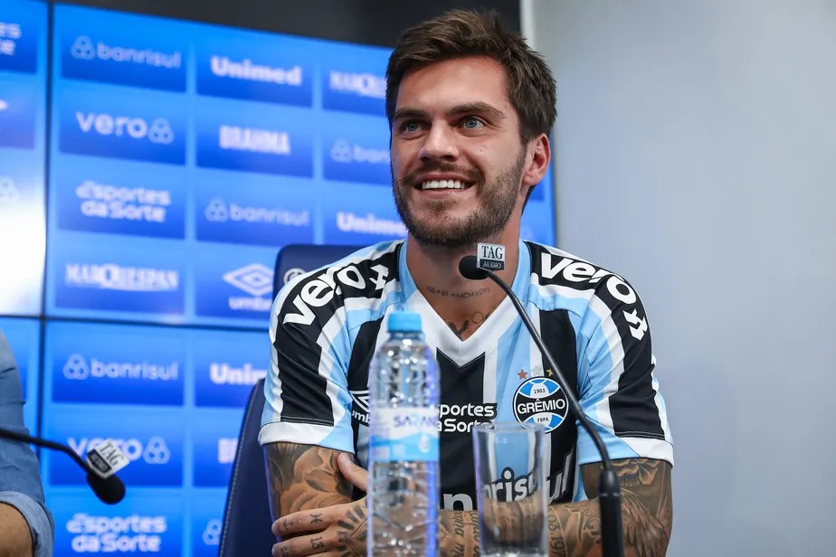 Nathan diz que foi procurado por aliciadores mas nega participação em