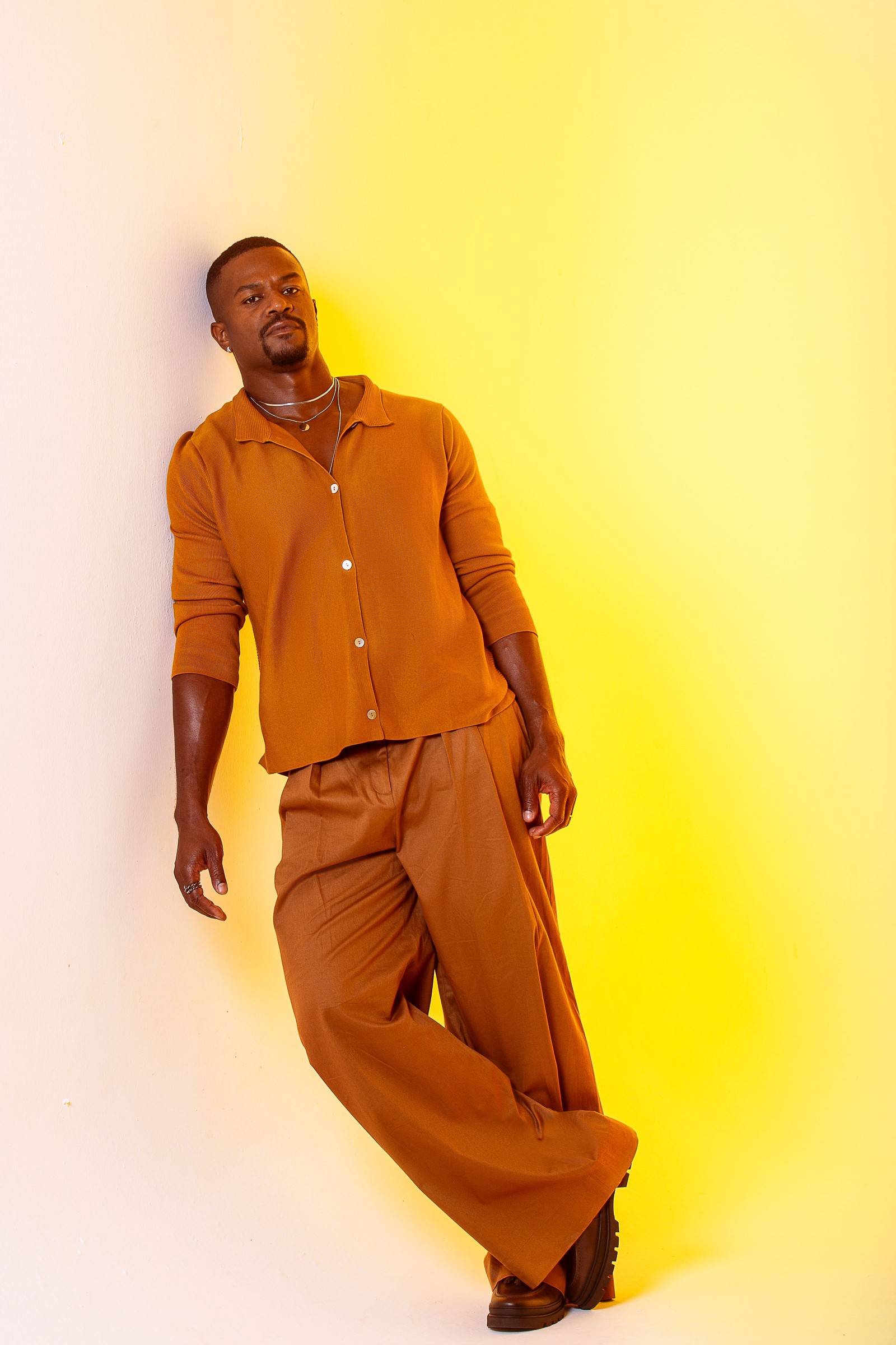 Destaque em 'Mania de você', David Junior celebra seu primeiro papel ...