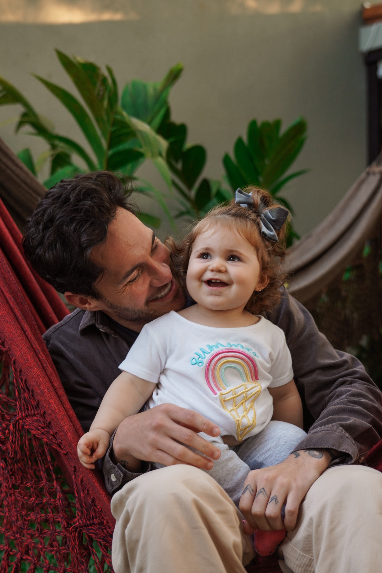 Viih Tube detalha fontes de renda e diz que divide todas as contas com ...