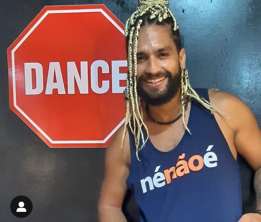 Quem é esse aí, papai? Psicólogo, capoeirista e solteiro: o intérprete ...