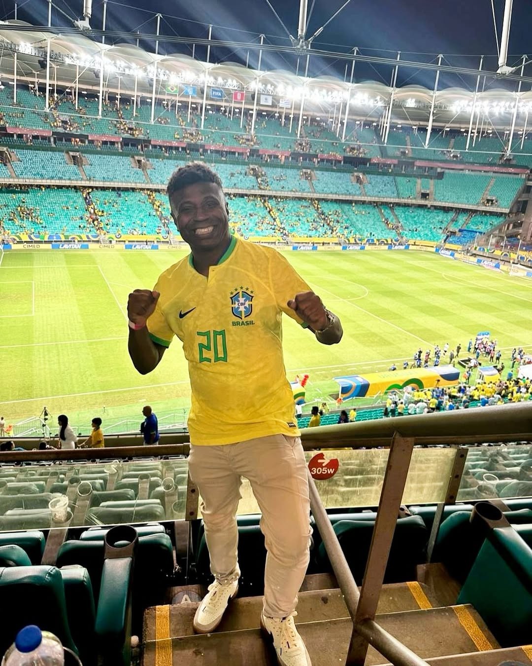 Edilson Capetinha atende o big fone no 'BBB 26' e bate-boca com Milena ...