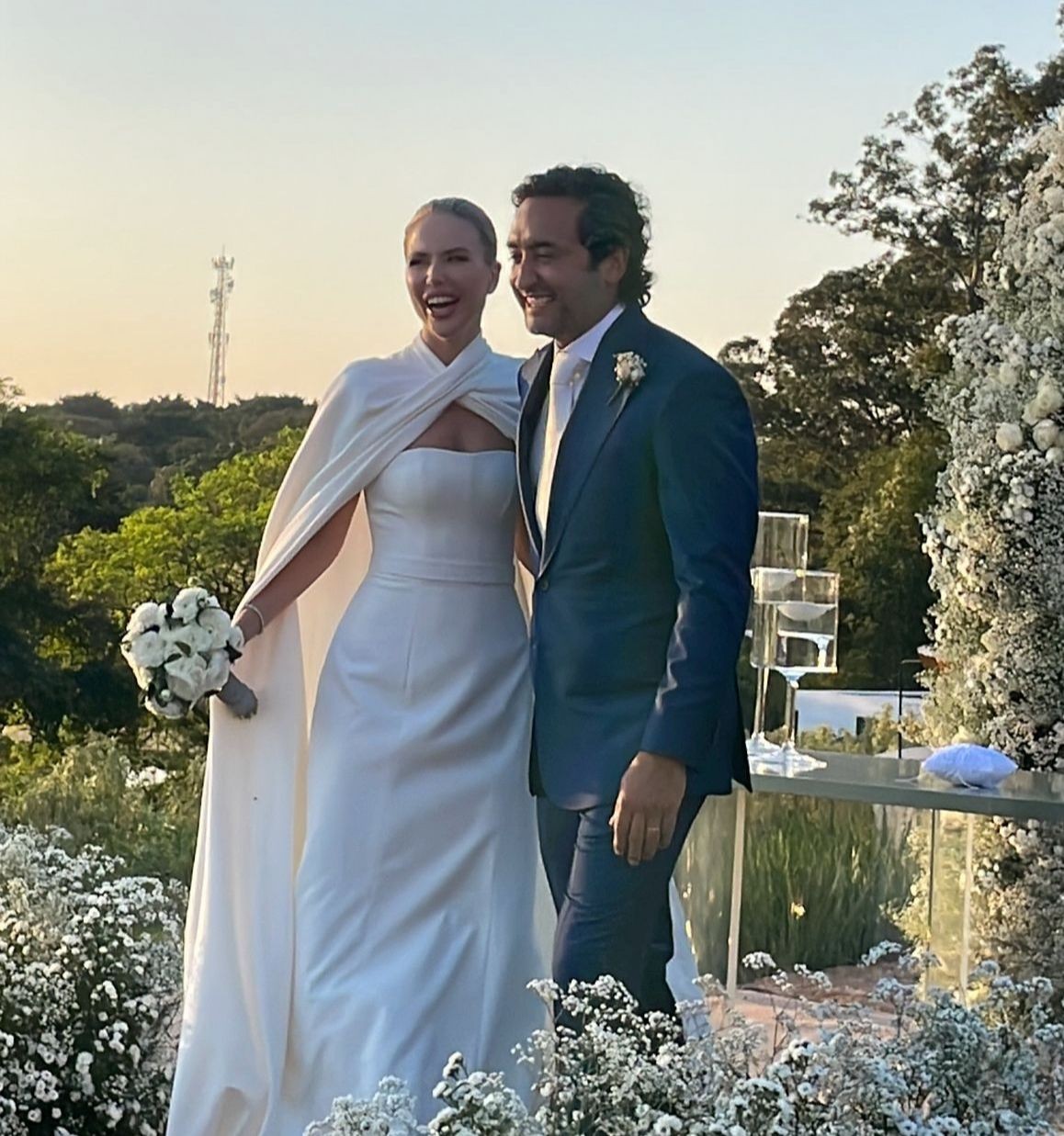 Ex do jogador Luiz Adriano, modelo russa faz ensaio exibindo barrigão de 1º filho com empresário ...