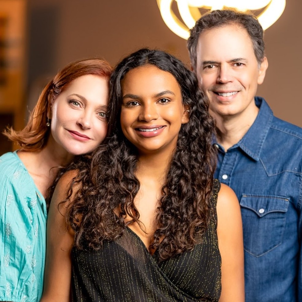 Estudante de Medicina, filha da atriz Alexandra Richter rouba a cena em ...