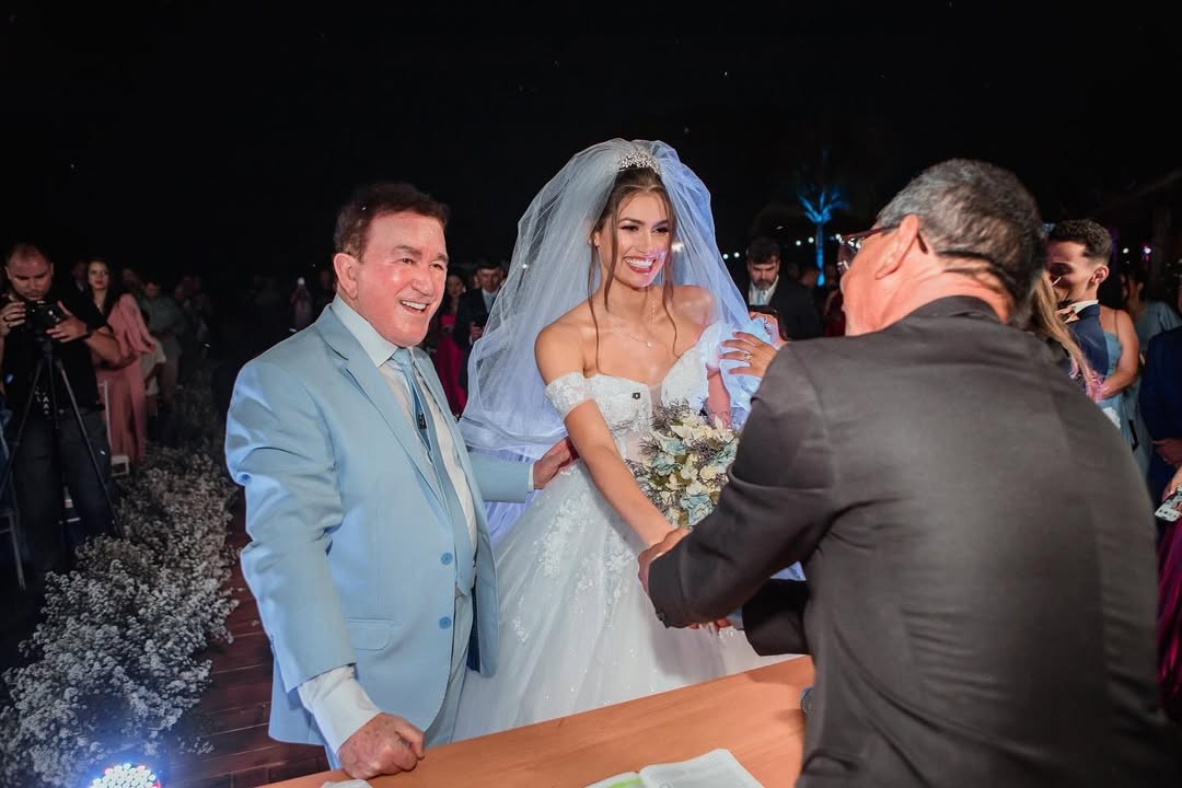 Miss se pronuncia após rumores de traição e crise no casamento com ...