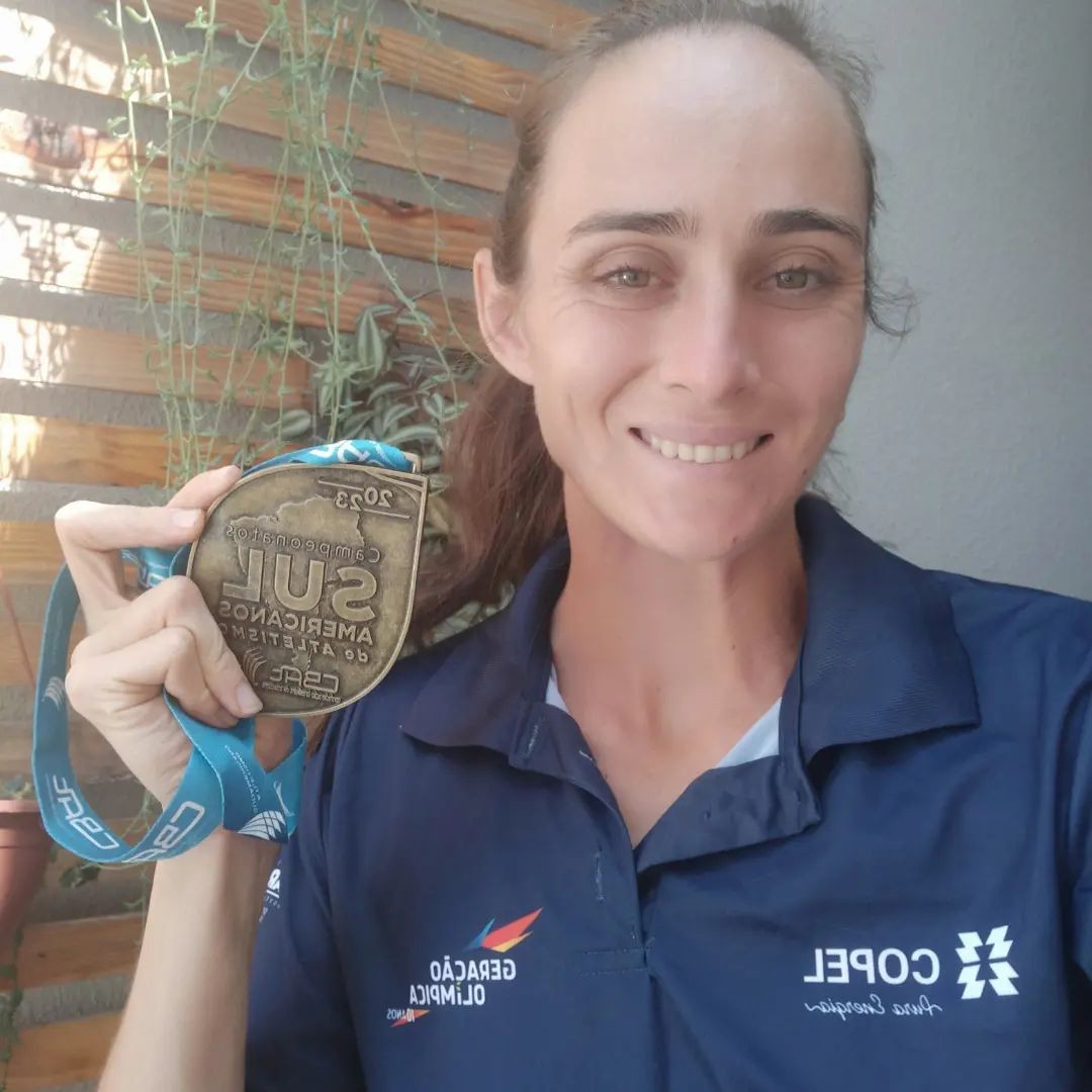 Atleta Flávia Maria de Lima chora ao dizer que ex-marido quer tirar a ...