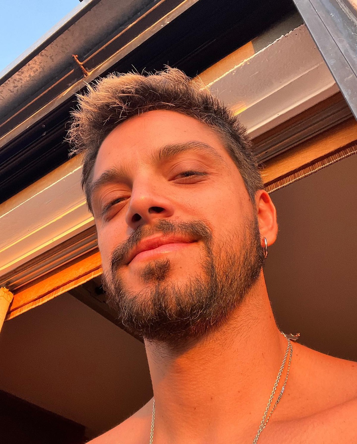 Rodrigo Simas recusa papel no remake de 'Renascer' por causa da morte ...