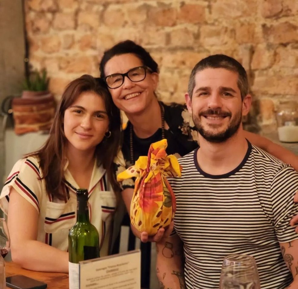 Lucélia Santos mostra novos cliques do casamento de Pedro Neschling e ...