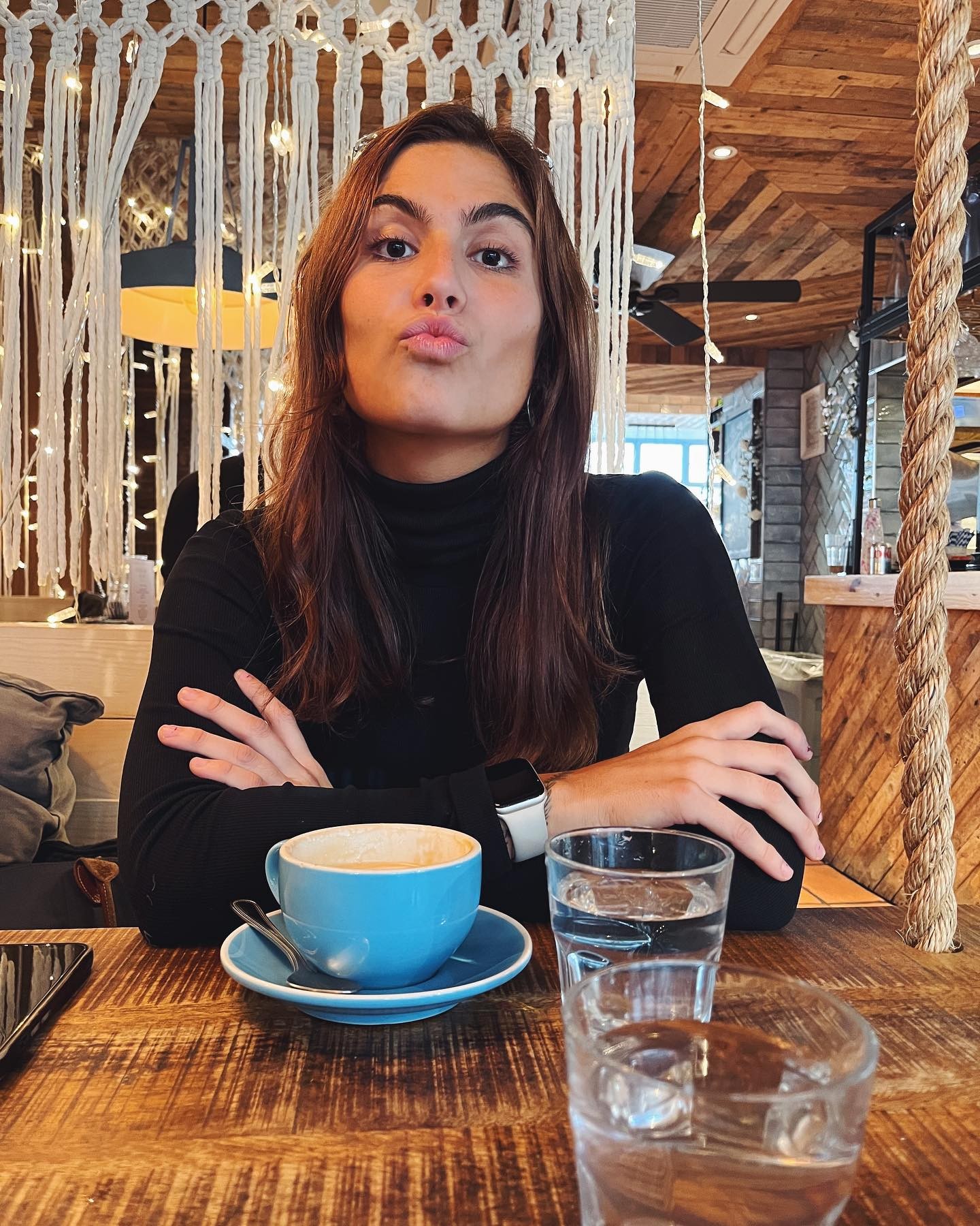 Claudia Abreu vibra com a filha, Maria Maud, abrindo shows de Nando ...