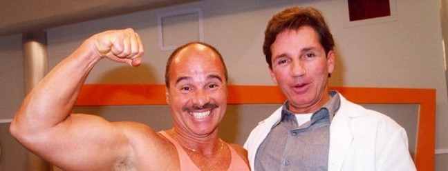 Elizabeth Savalla reúne os quatro filhos, noras e ex-marido, galã dos ...