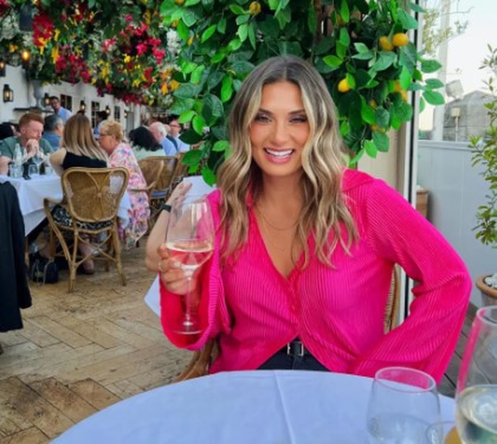 Professora de educação especial casada é presa acusada de abusar ...