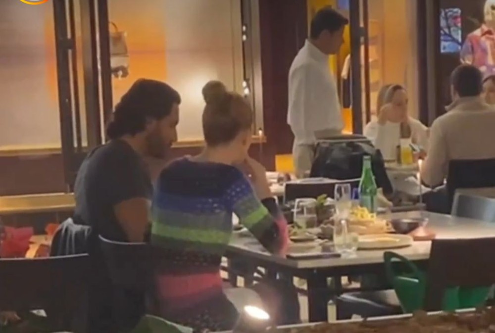 Marina Ruy Barbosa e novo namorado são flagrados juntos em restaurante em SP