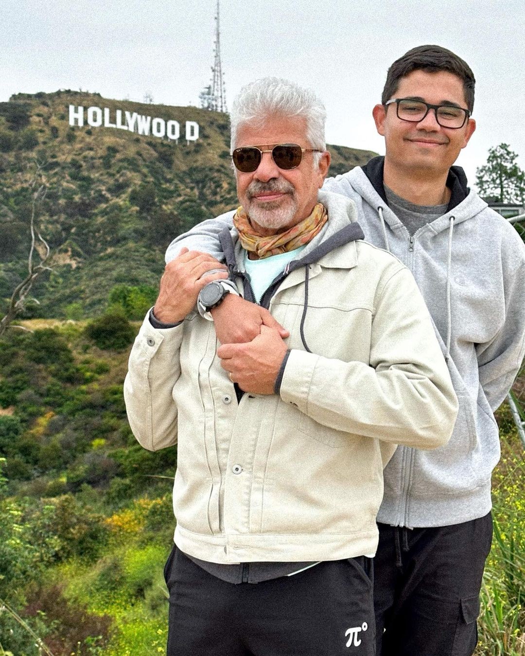 Paquera na web: veja histórias de famosos como Iza, Deborah Secco, Luan ...