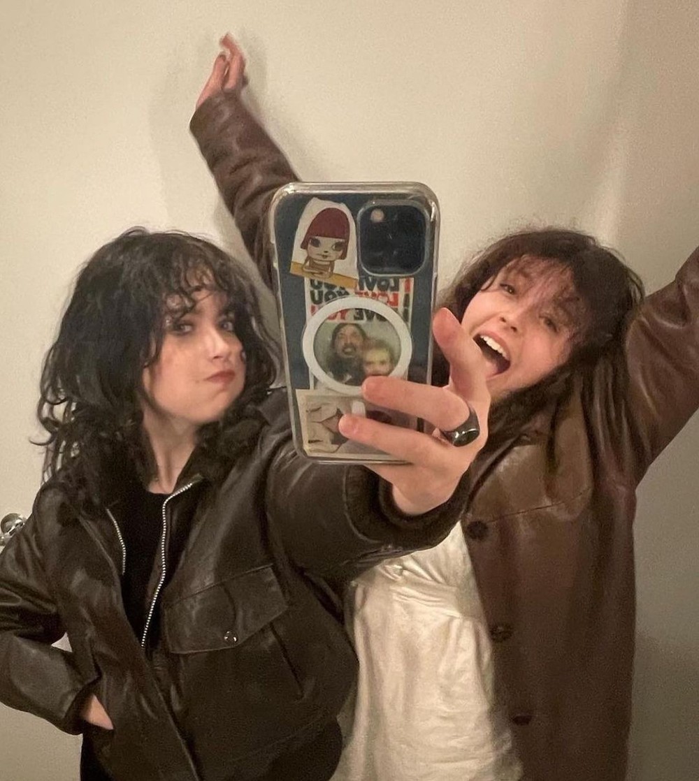 Filhas mais velhas do vocalista do Foo Fighters, Dave Grohl, apagam ...