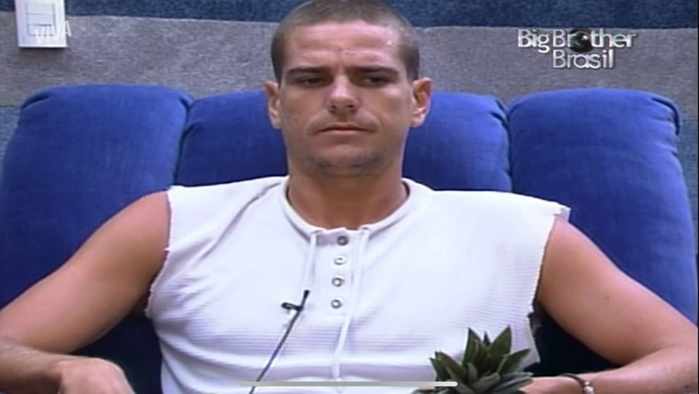 Quem ganhou o carro na primeira prova de resistência do 'BBB', em 2002 ...