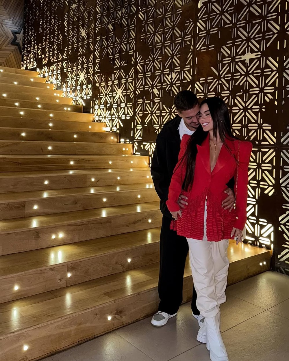 Bia Michelle muda visual e surge loira após novo término com filho de ...