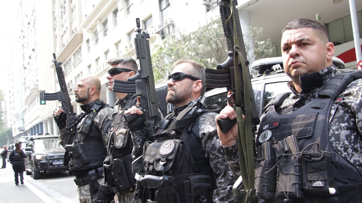 Estado do Rio abre concurso para inspetor de Polícia Penal com 300 ...