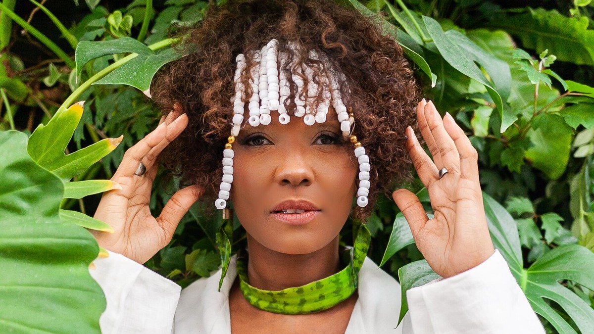 Isabel Fillardis, prestes a fazer 50 anos e sarada, lembra fase de ...