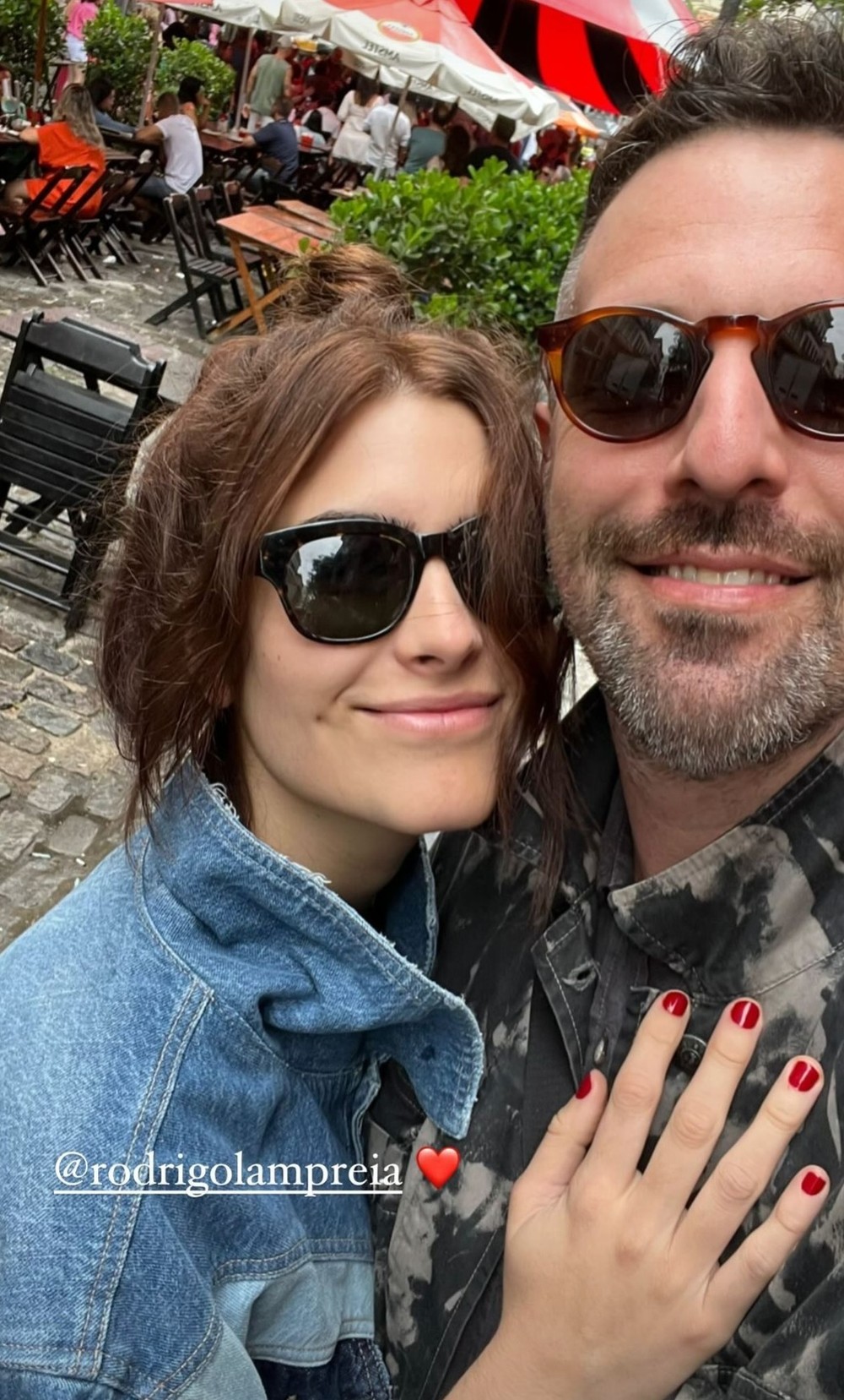 Após término com 'herdeiro' dos Titãs, filha cantora de Claudia Abreu ...