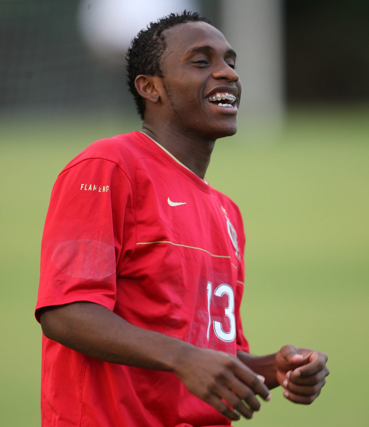 Fora do Brasil, ex-Flamengo Willians não pode ser preso por não ...