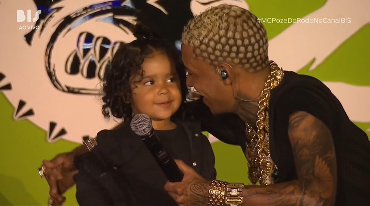 MC Poze do Rodo faz show no Rock in Rio com presença dos filhos e ...