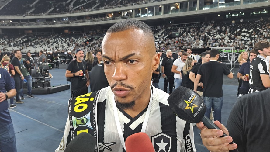 Capitão do Botafogo, Marlon Freitas dedica título do Brasileirão ao pai ...