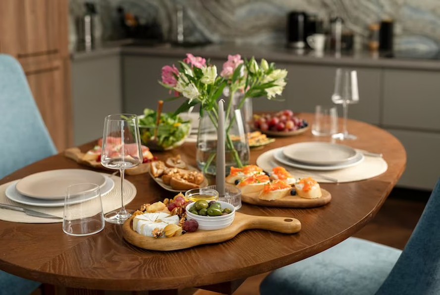 Mesa posta: veja 10 itens para arrumar o almoço de Páscoa