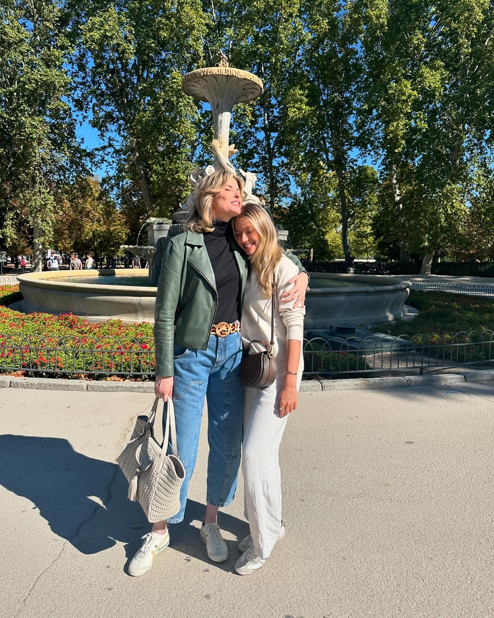 Rita Lobo antecipa comemoração dos 50 anos ao lado dos filhos na ...