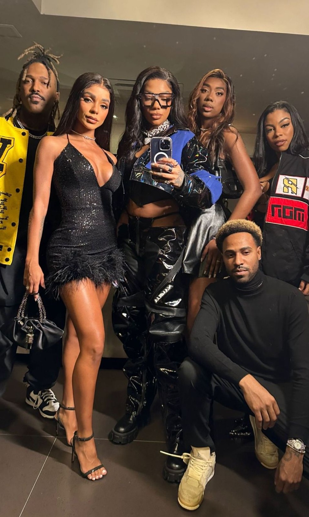 Ex-BBB Key Alves e mais beldades vão à festa de Vinicius Jr. em sítio ...