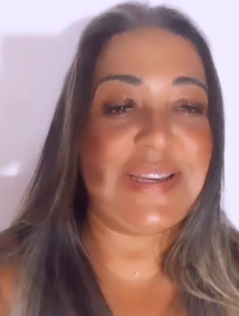 Após 20 anos, veja por onde anda a ex-babá Cida, primeira mulher campeã ...