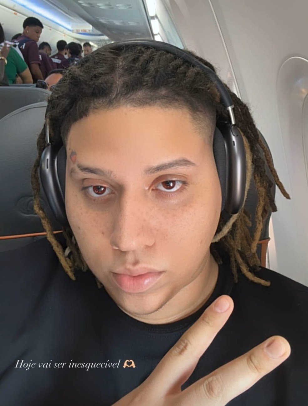 Revelação do trap é apontado como novo affair de Vivi Wanderley: saiba ...