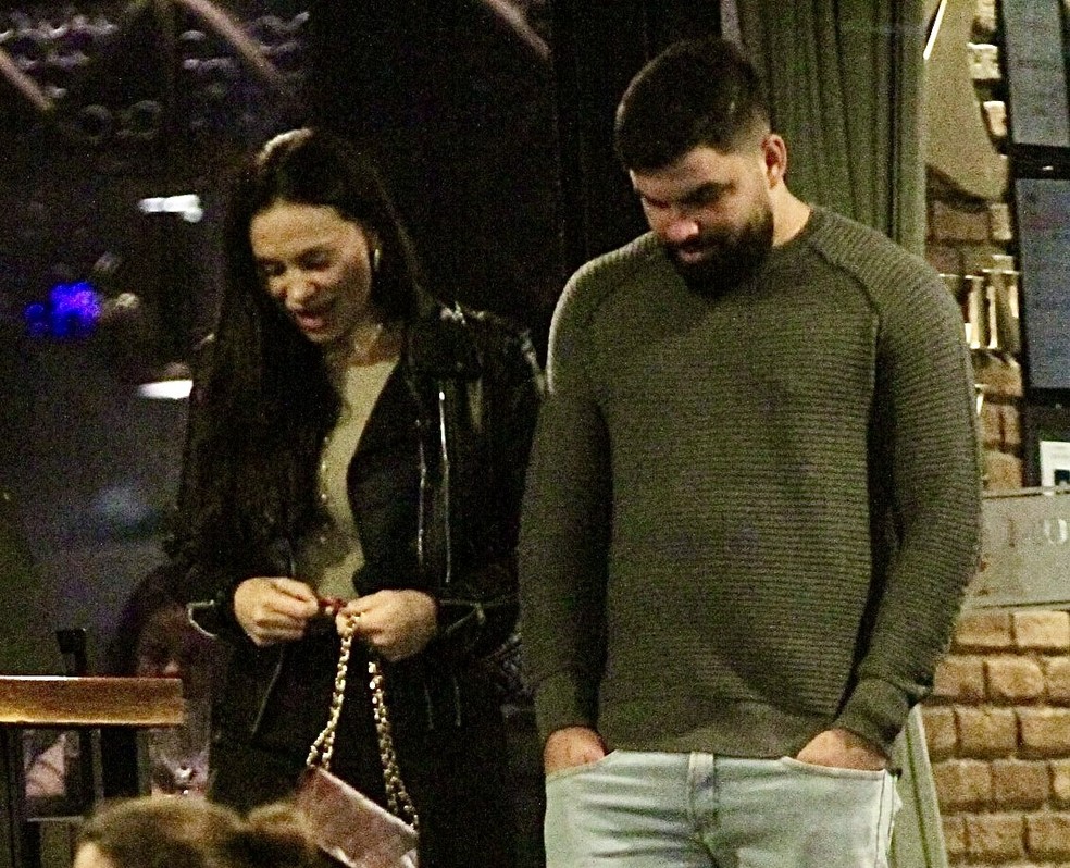 Casamento de herói do tetra chega ao fim e ex é vista em nova companhia ...