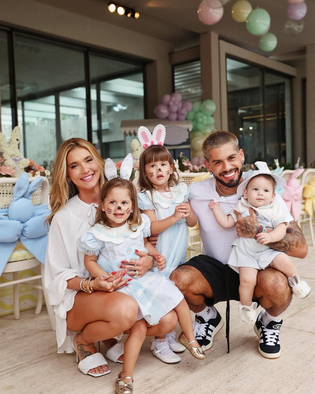 Bailarina restringe comentários na web após ser apontada como novo ...