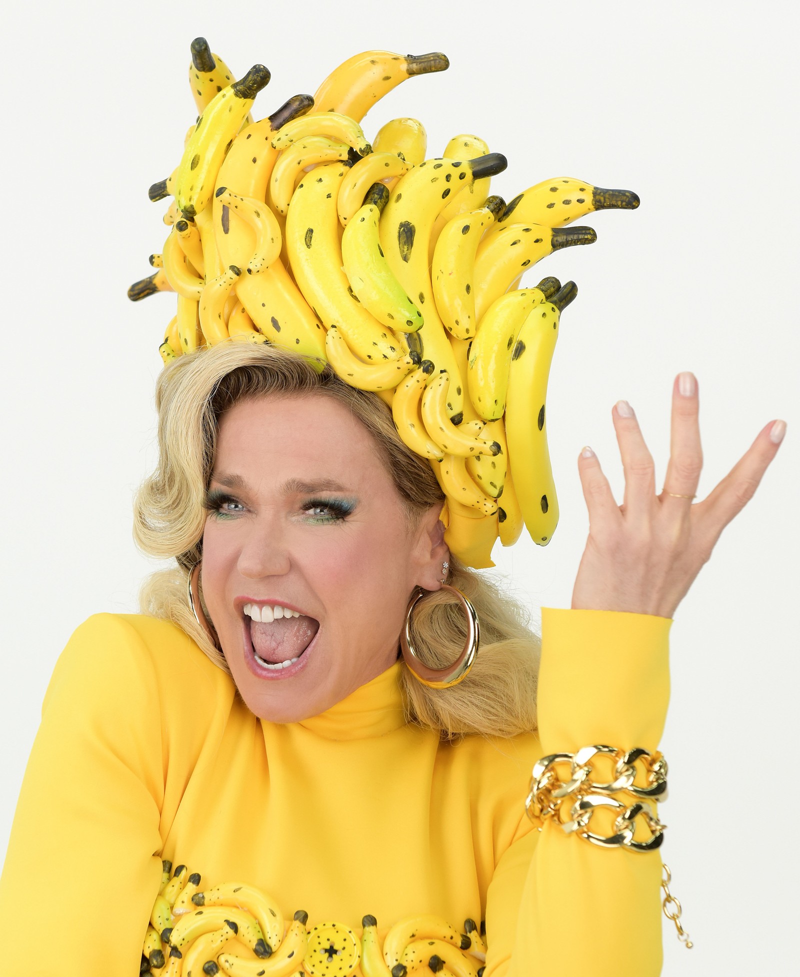 Xuxa lança clipe de ‘Arco-íris’ em nova versão para o Mês do Orgulho ...