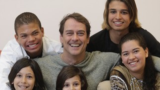 Marcello Antony celebra 60 anos: 'É uma idade de liberdade'