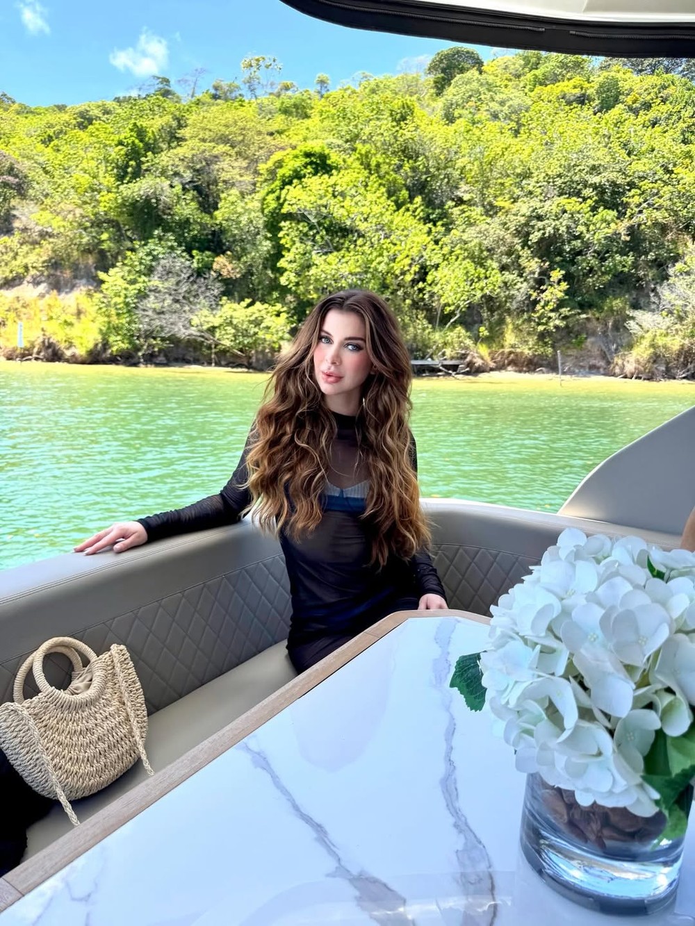 Ex-candidata a miss que morreu após cair do 13º andar deixou namoro de ...
