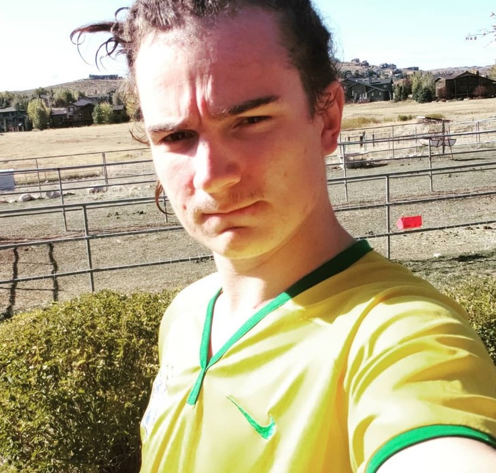 Homem morre após ser achado dentro de motor de avião em aeroporto nos EUA