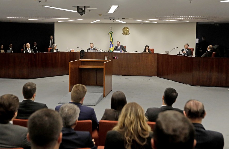 Julgamento da trama golpista no STF: o que disseram as defesas no primeiro dia