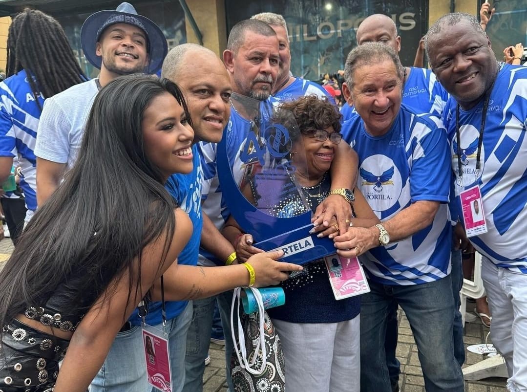 Irmã de Lexa, Wenny Isa é cotada para ser rainha de bateria da Portela