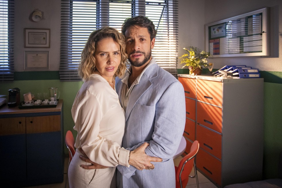 Conheça Os Personagens De ‘terra E Paixão Cauã Reymond E Barbara Reis