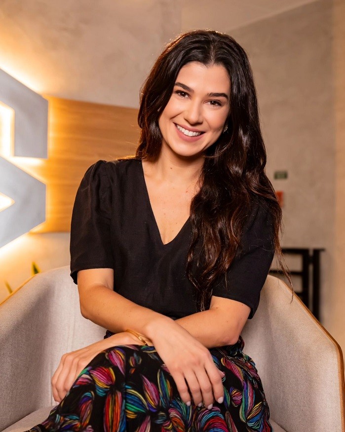 Caçula de Silvio Santos, Renata Abravanel vive longe dos holofotes e ...