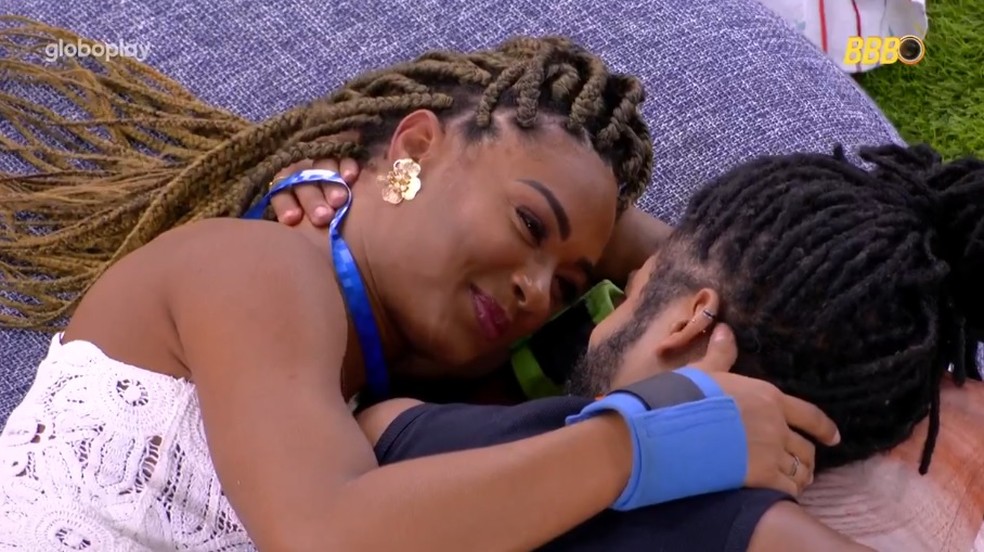 Seis dias após sair do 'BBB', Aline segue sem nenhum contato com Diogo ...