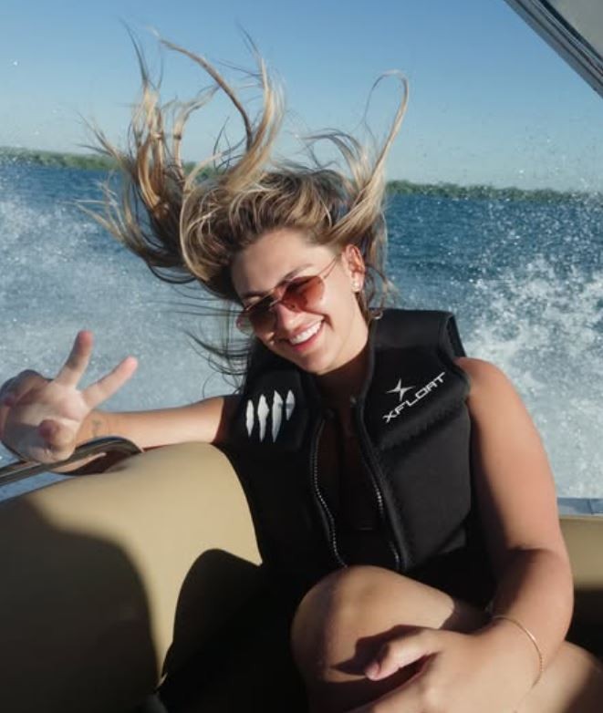 Amiga de Ana Castela, louca por beach tênis e 'iludida': quem é Duda ...