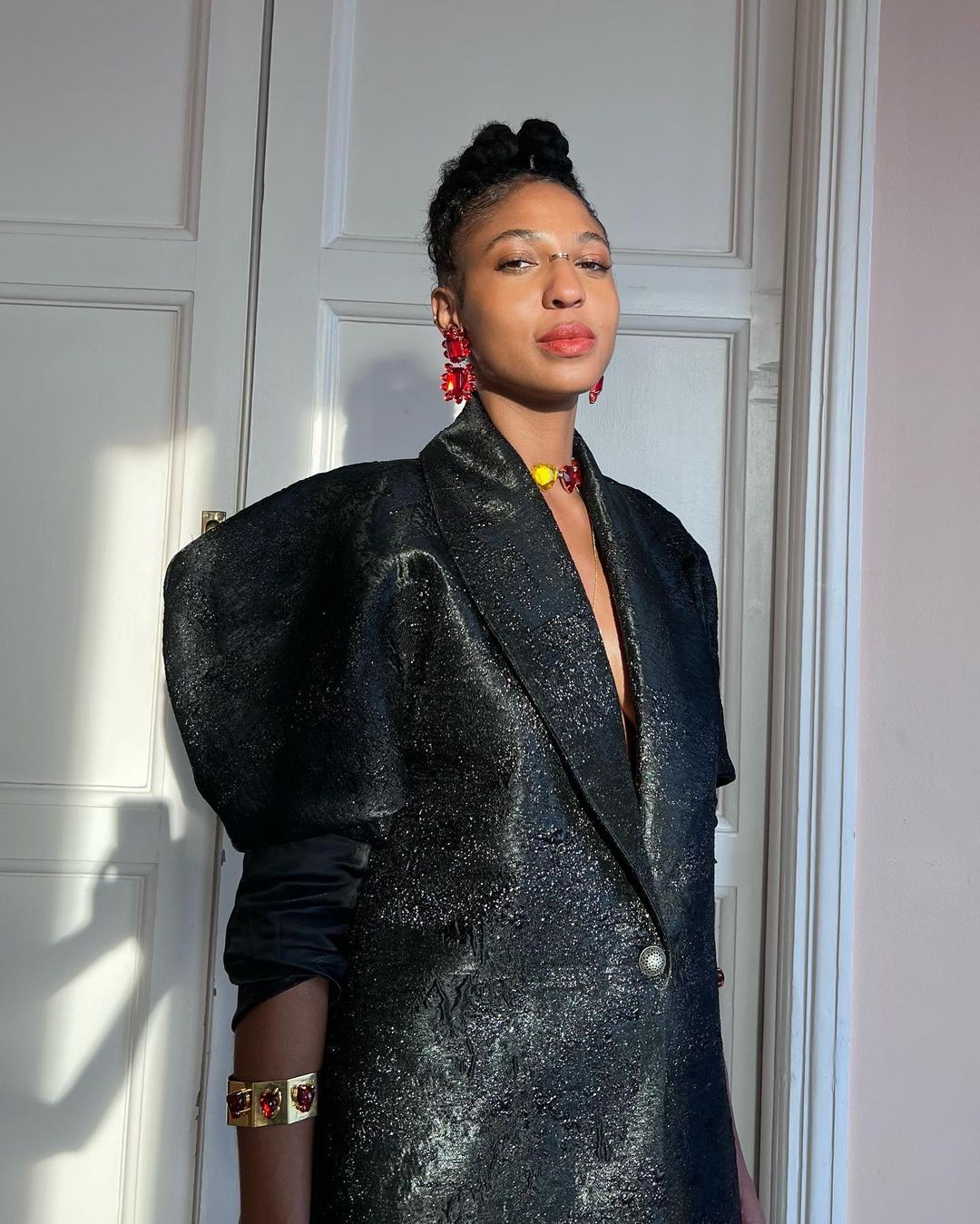 Atriz premiada, modelo e empresária: conheça Ayomi Domenica, filha de ...