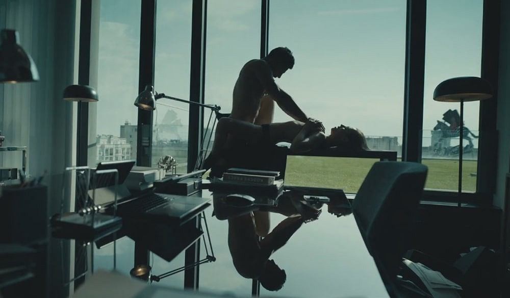 Quem é Simone Susinna? Ex de Anitta, ator passa temporada no Brasil ...