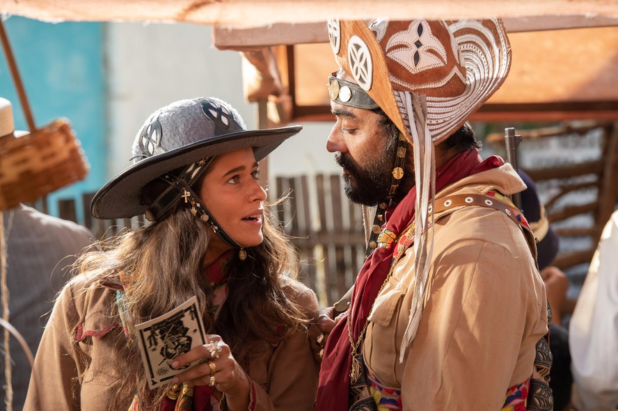 Em ‘Guerreiros do Sol’, Rosa e Josué têm sua primeira noite de amor no ...