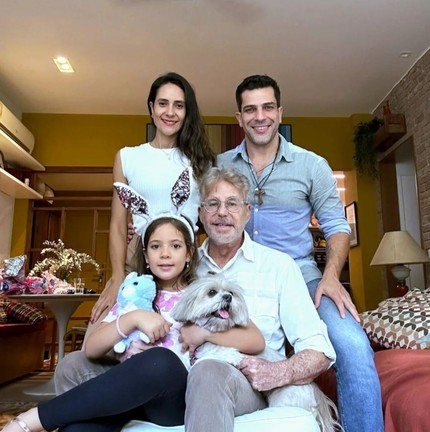 Galã de 'Escrava Isaura' diz que adotou filho ator e optou por não casar: 'Gosto da solidão'