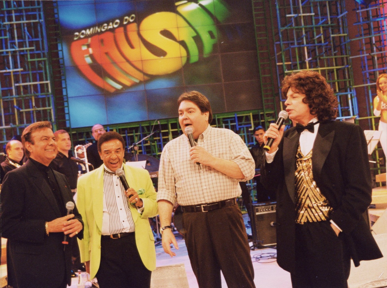 Faustão está internado em hospital de São Paulo; família fala sobre ...