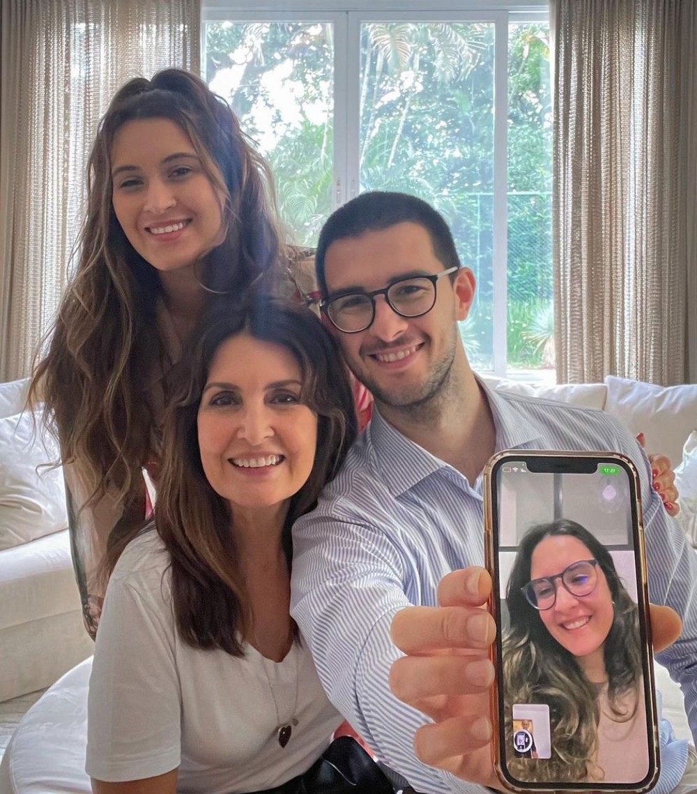 Quem são os filhos de William Bonner? Saiba mais sobre os trigêmeos ...