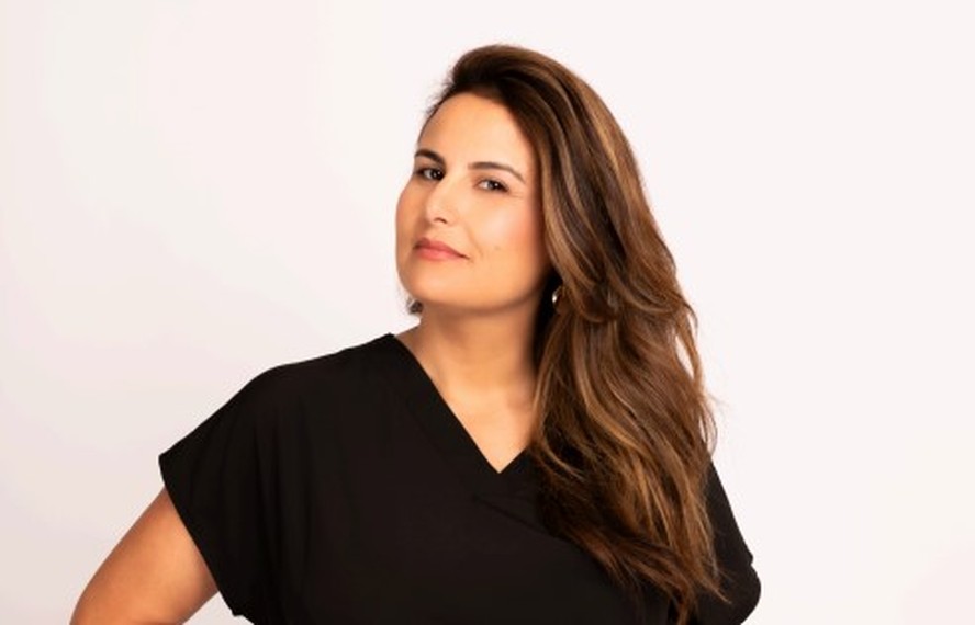 Úrsula Corona se dedica à carreira de apresentadora e a projeto contra ...