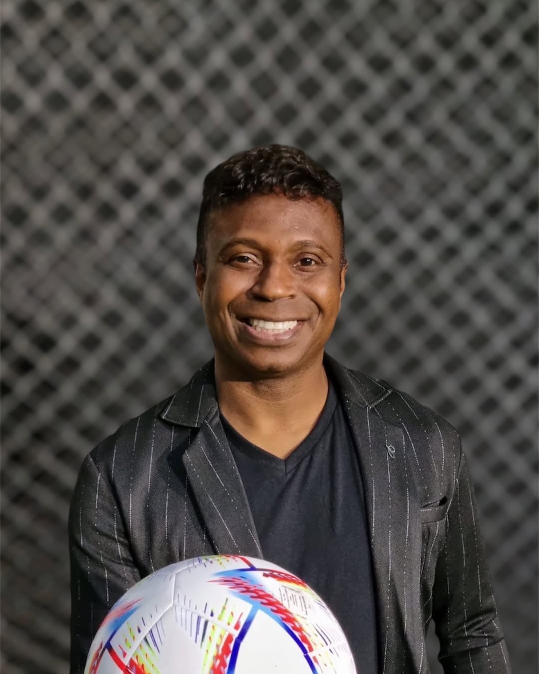 Ex-jogador Edilson Capetinha, do 'BBB 26', é casado com baiana 24 anos ...